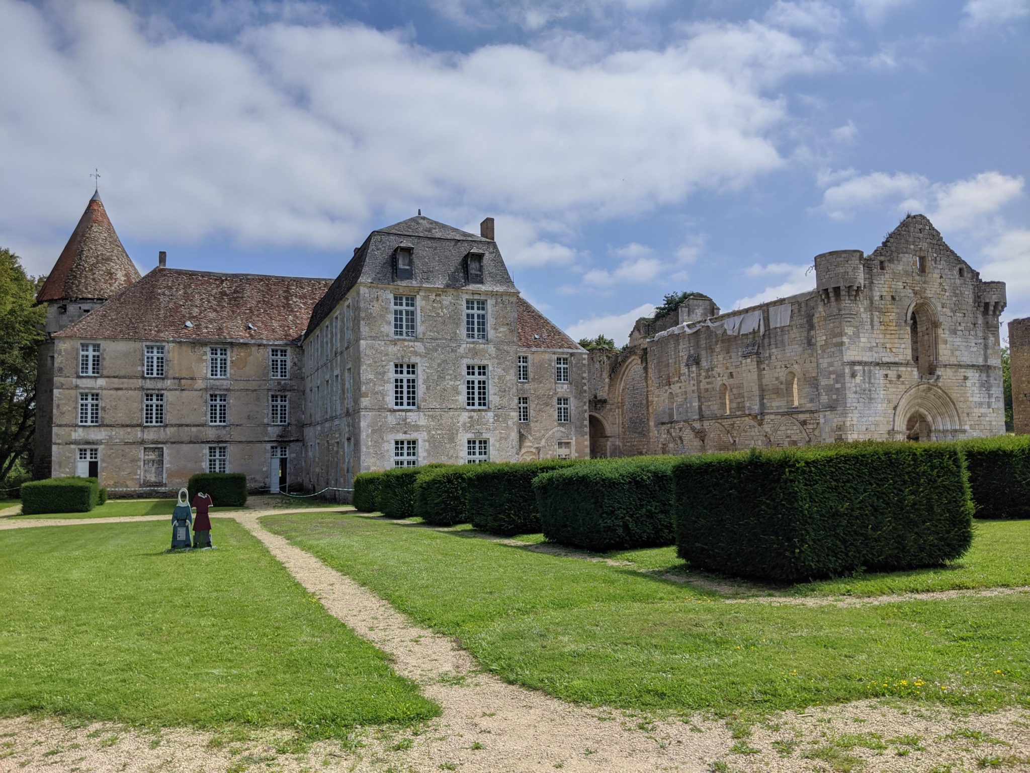 L’abbaye de la Réau – Vienne - Carnet de Juliette